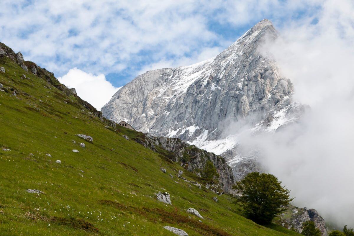 Corno Grande – najwyższy szczyt Apeninów. Poznaj szlaki!